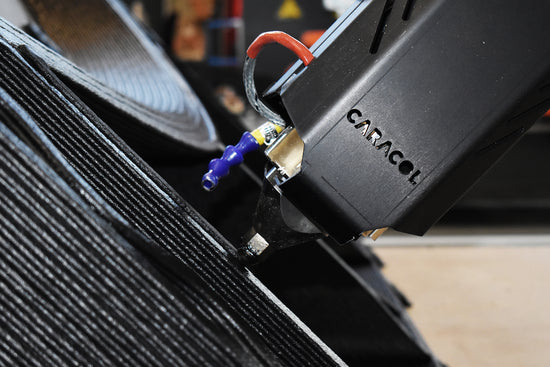 ロボットアーム式大型樹脂3Dプリンター | Caracol Heron AM – DDDJapan.com